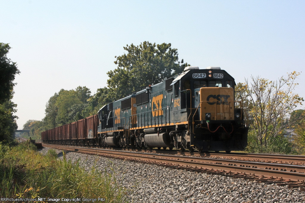 CSX 8642 with eastbound ballast train